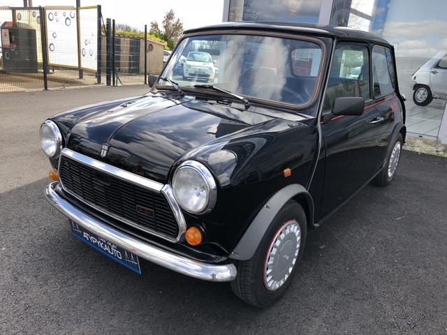 Austin Mini - 1000 Jet Black